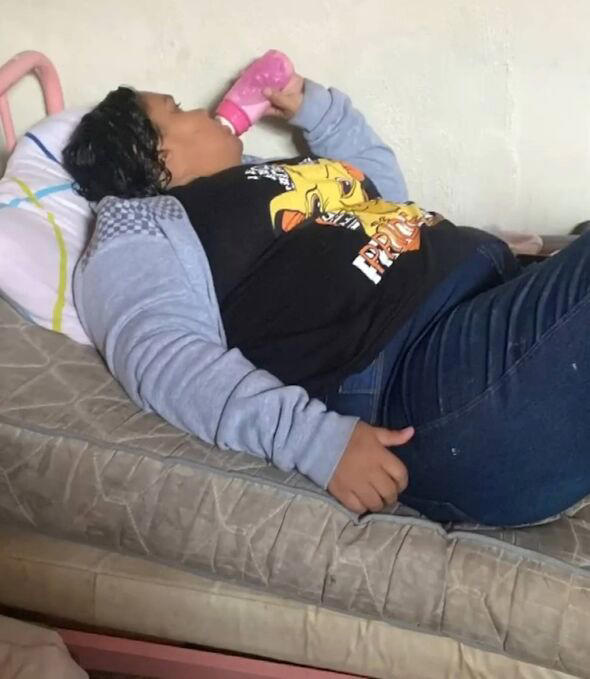 Woman, 37, poses as 12-year-old in adoption scam that deceived family ...