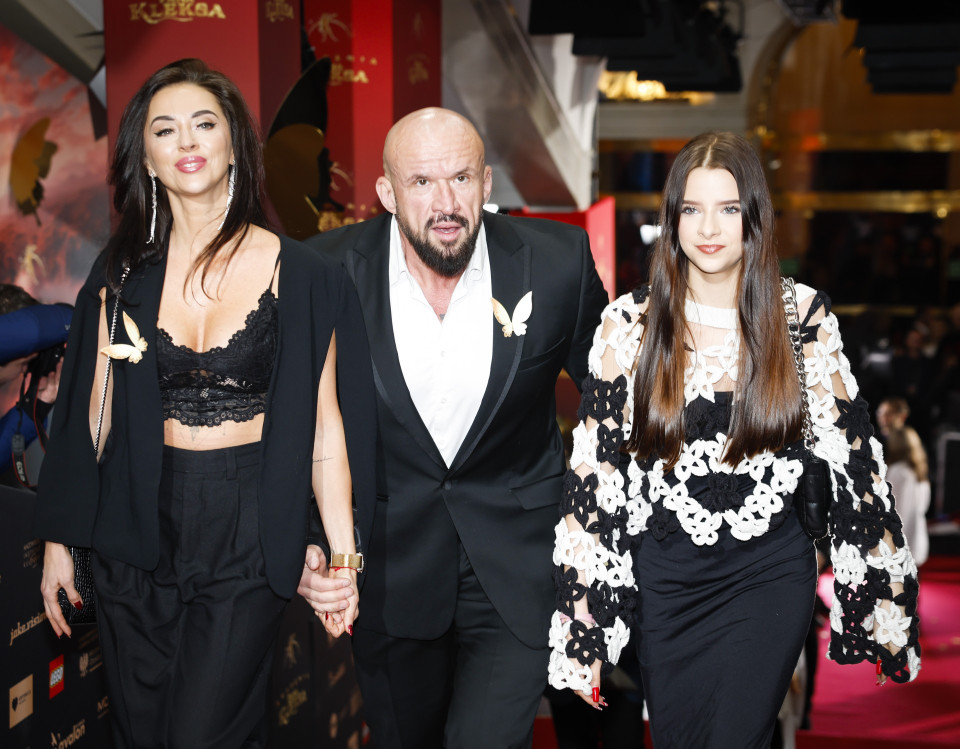 Tak wygląda córka Tomasza Oświecińskiego. Maja gra w popularnym serialu