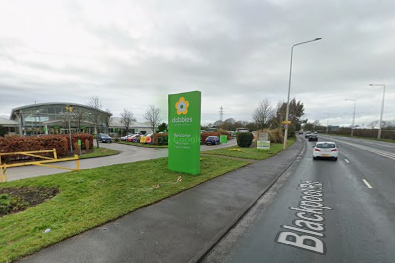 Man seriously injured after car crashes into tree close to Dobbie's ...