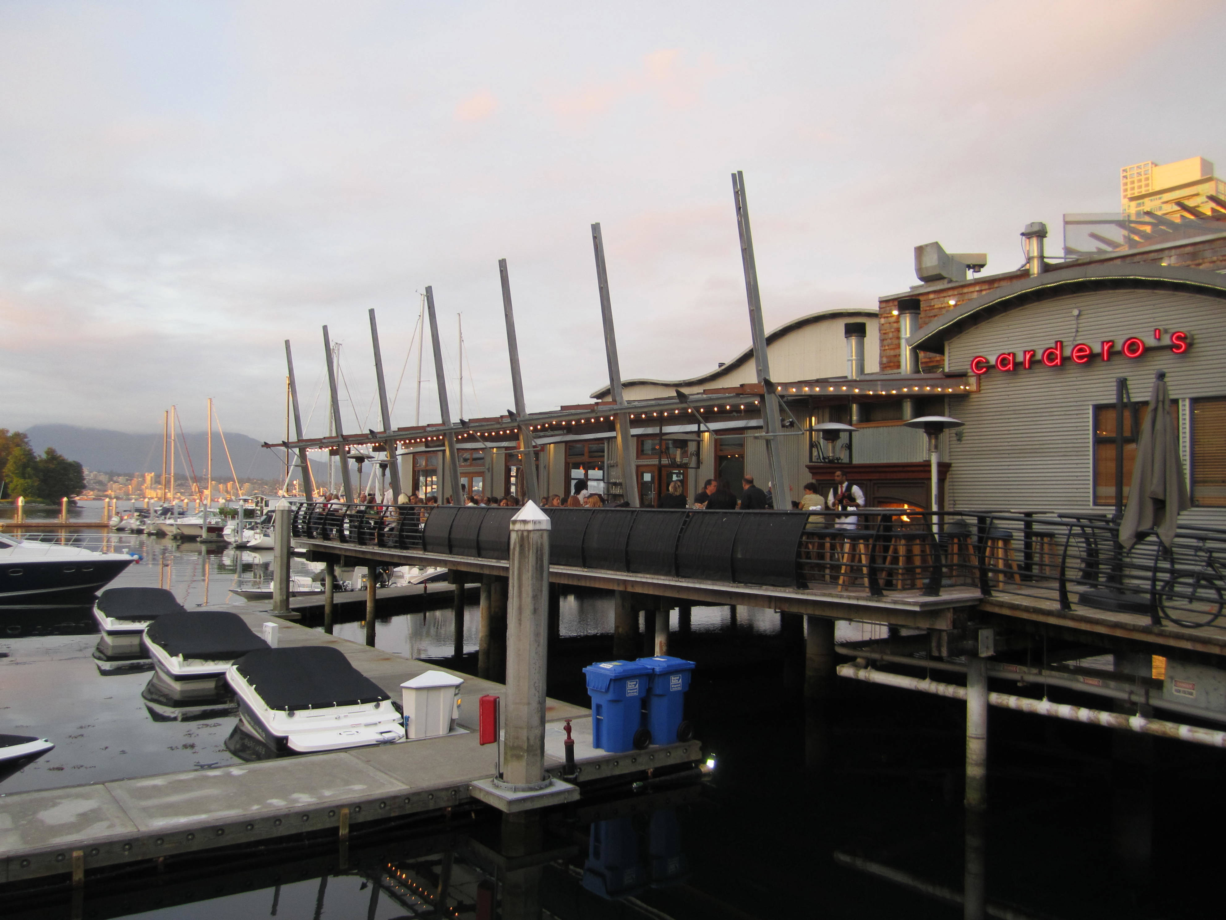 12 waterfront restaurants Canadians can’t stop recommending