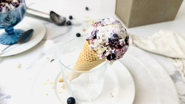 No-churn blueberry pie ice cream recipe