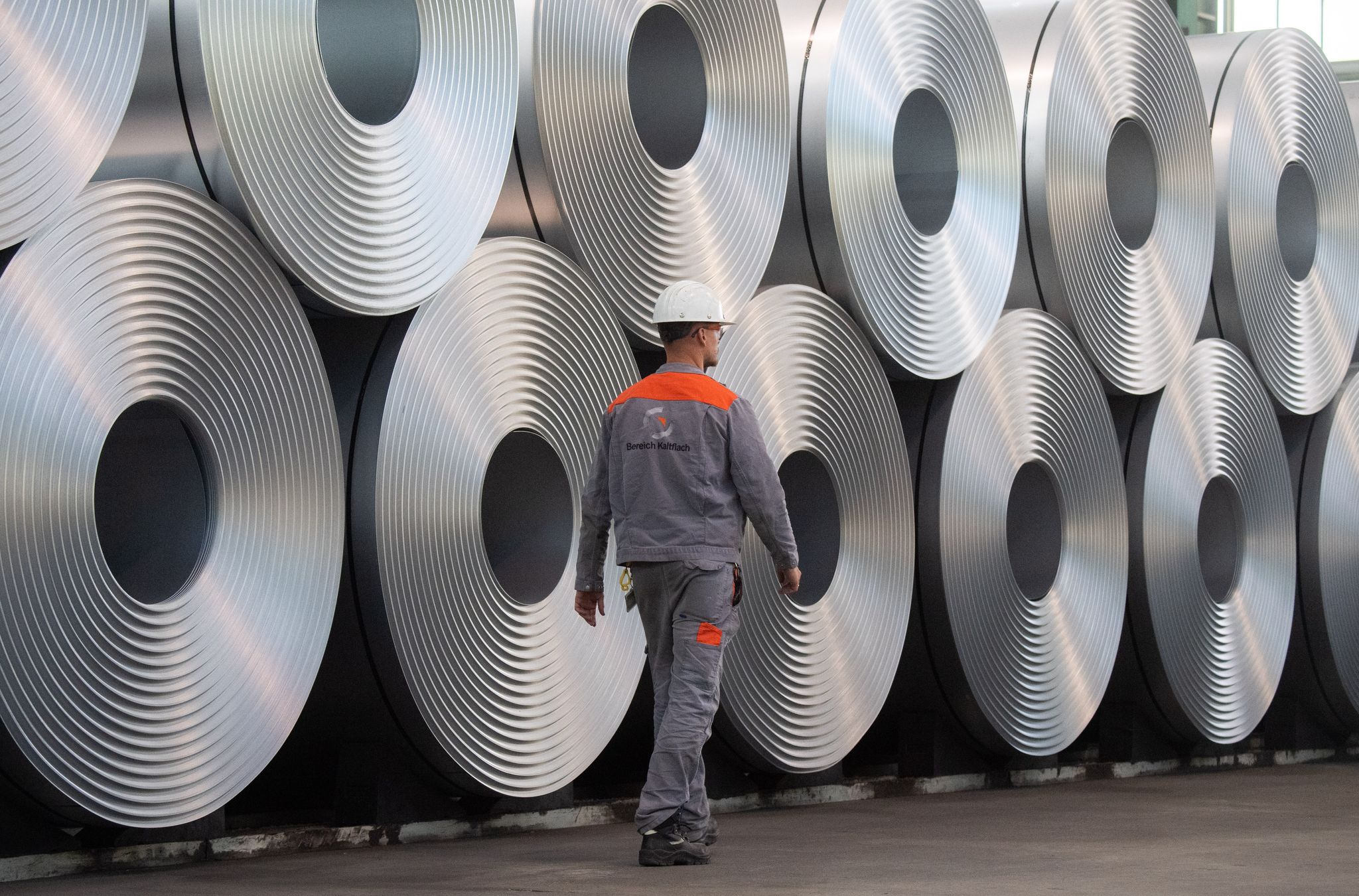 EU approves tighter tariff rules for steel imports