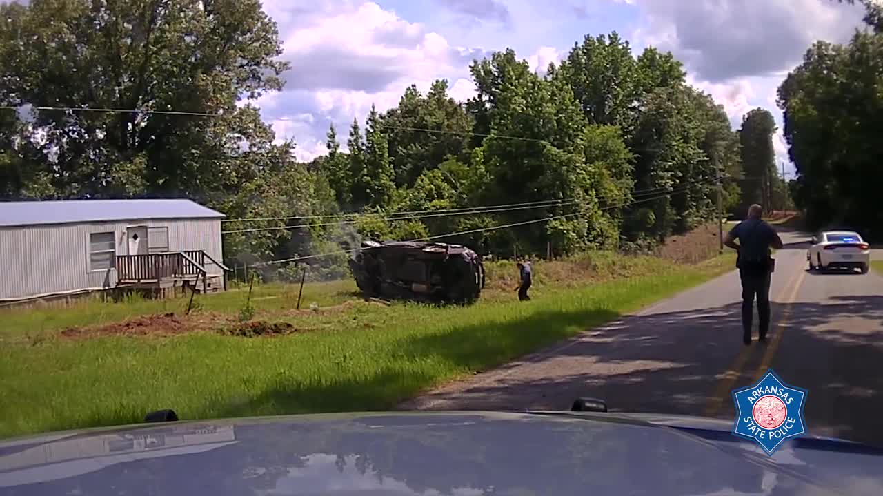 Horrifying high-speed pursuit: 4-month-old survives after being ejected ...