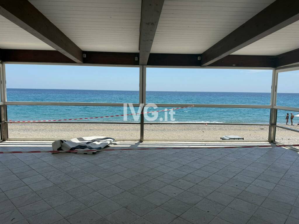 Concessioni e sgomberi, gli 8 balneari di Spotorno: “Persi giorni di ...