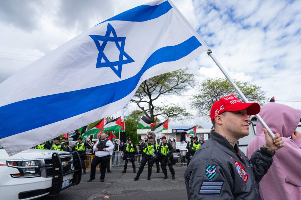 Police say 6 arrests made during Toronto’s Walk for Israel