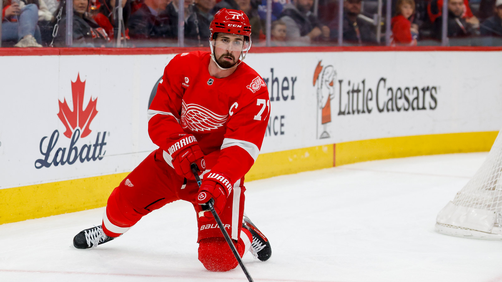 NHL rumors: Dylan Larkin tells Red Wings he wants trade to Panthers ...