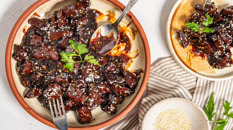 Sticky soy steak bites recipe