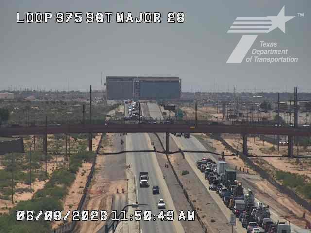 Loop 375 shut down near Fort Bliss due to a person with a gun