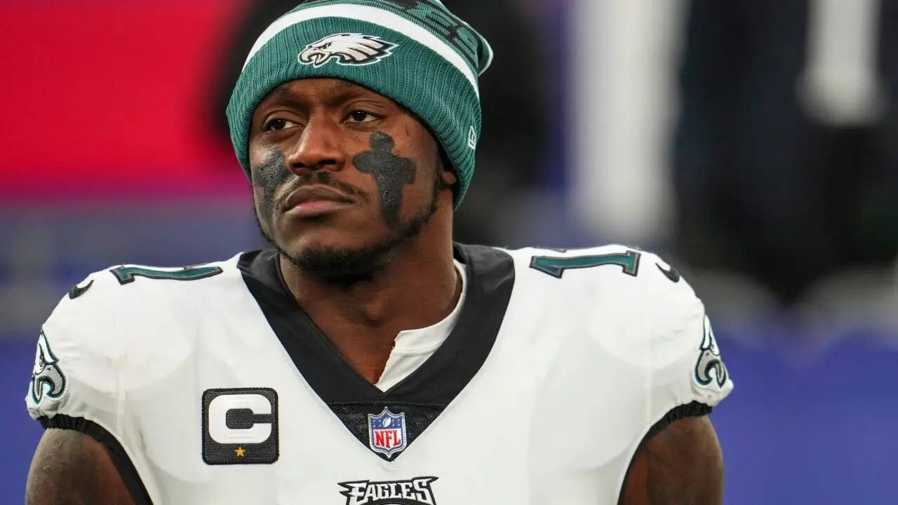 Report: Jalen Hurts fueled AJ Brown’s Eagles exit after WR’s ...