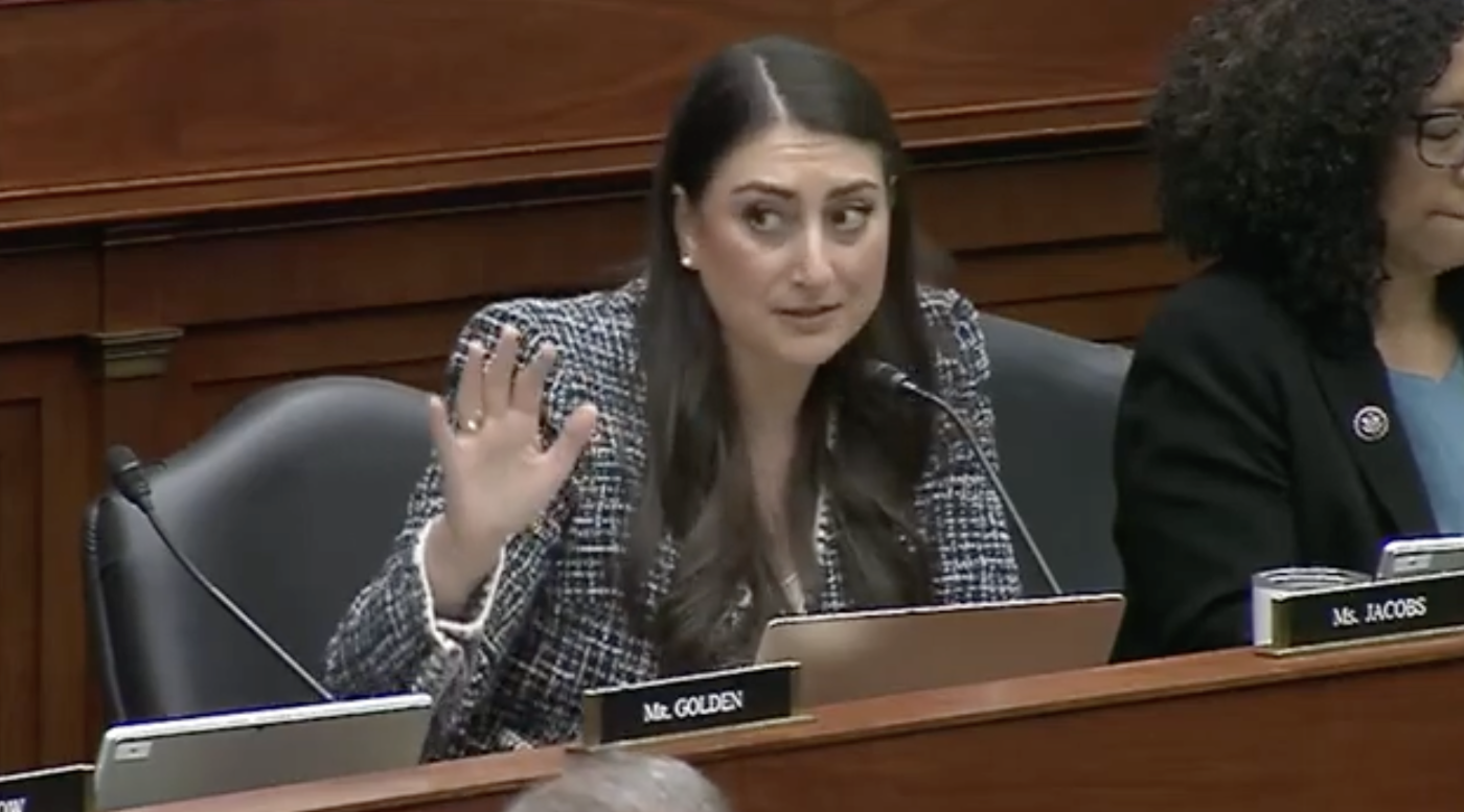 'Do the Right Thing': Rep. Sara Jacobs calls for ban on the transfer of ...