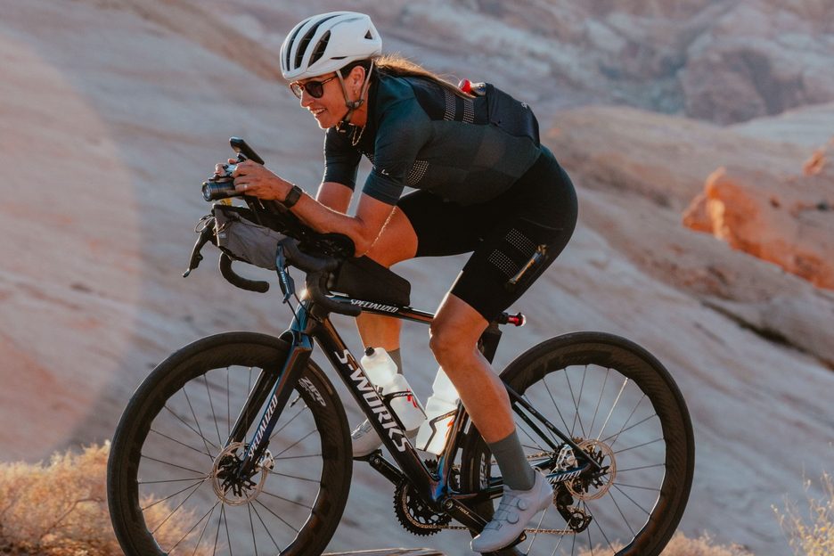 "I'm having such a good day" – Lael Wilcox rides 282 miles on day one ...