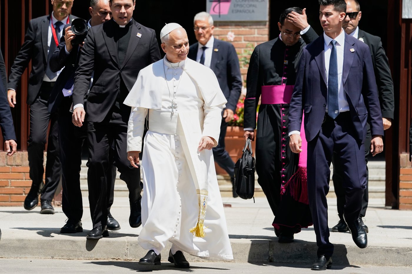 Pope meets with 6 clergy abuse survivors in Spain, hopes to improve ...