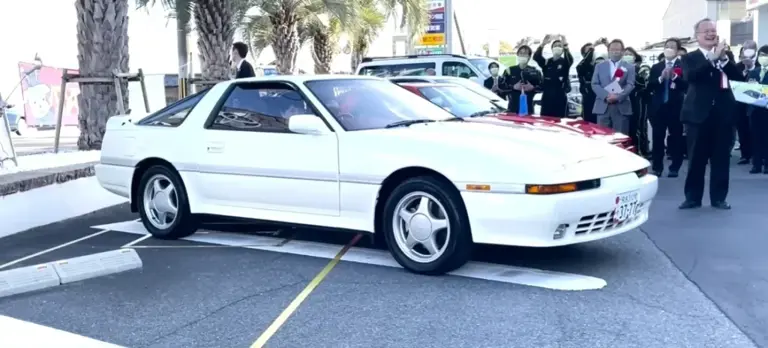 Japan's prime minister daily drove a 1991 Toyota Supra 2.5GT Twin-Turbo ...