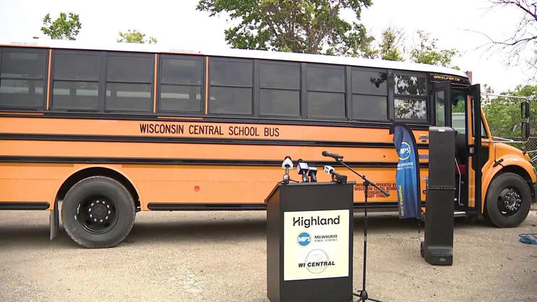 MPS unveils new grant-funded electric school buses