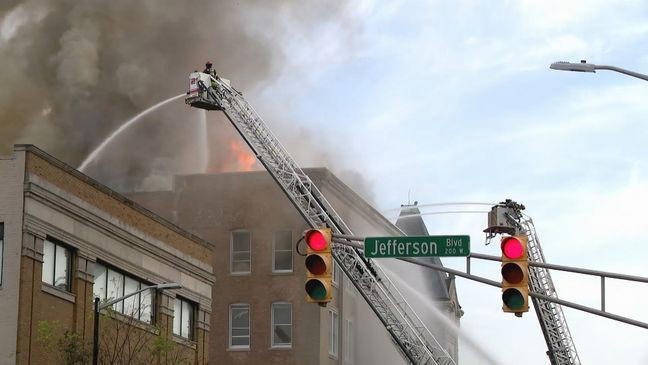 Crews respond to large fire at Lafayette Building in downtown South Bend