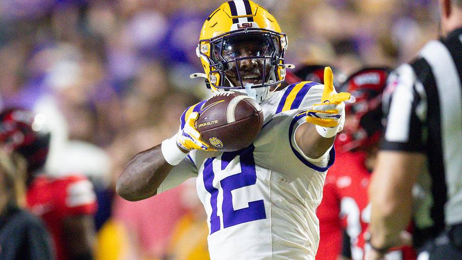 LSU Tigers win key recruiting battle for 4-star WR