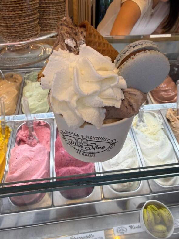 US tourists 'tricked' into paying 44 euros for two ice creams in Rome
