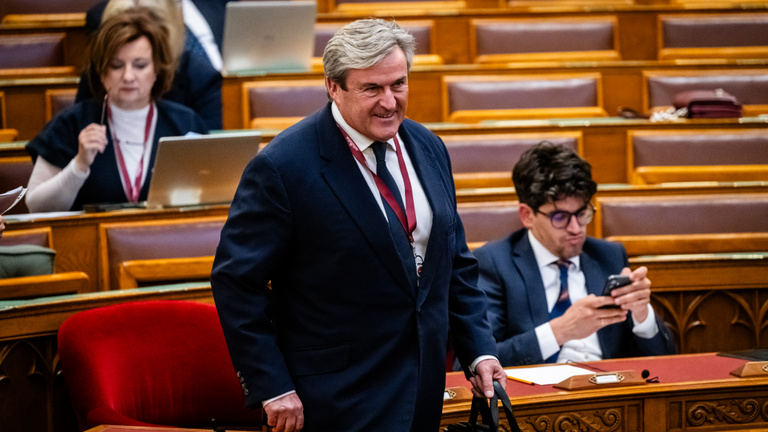 Kapitány István bejelentést tett, új elnök-vezérigazgatót nevezett ki ...