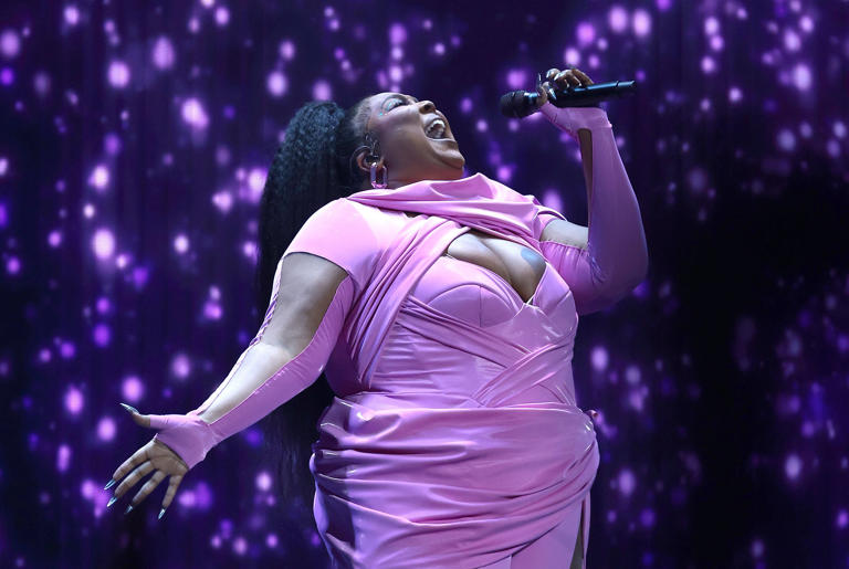 Lizzo herself responded to a viral tweet questioning why she doesn't ...