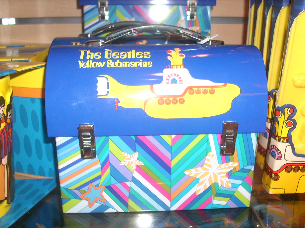 15 vintage lunch pails from the ’60s that fetch surprising resale prices