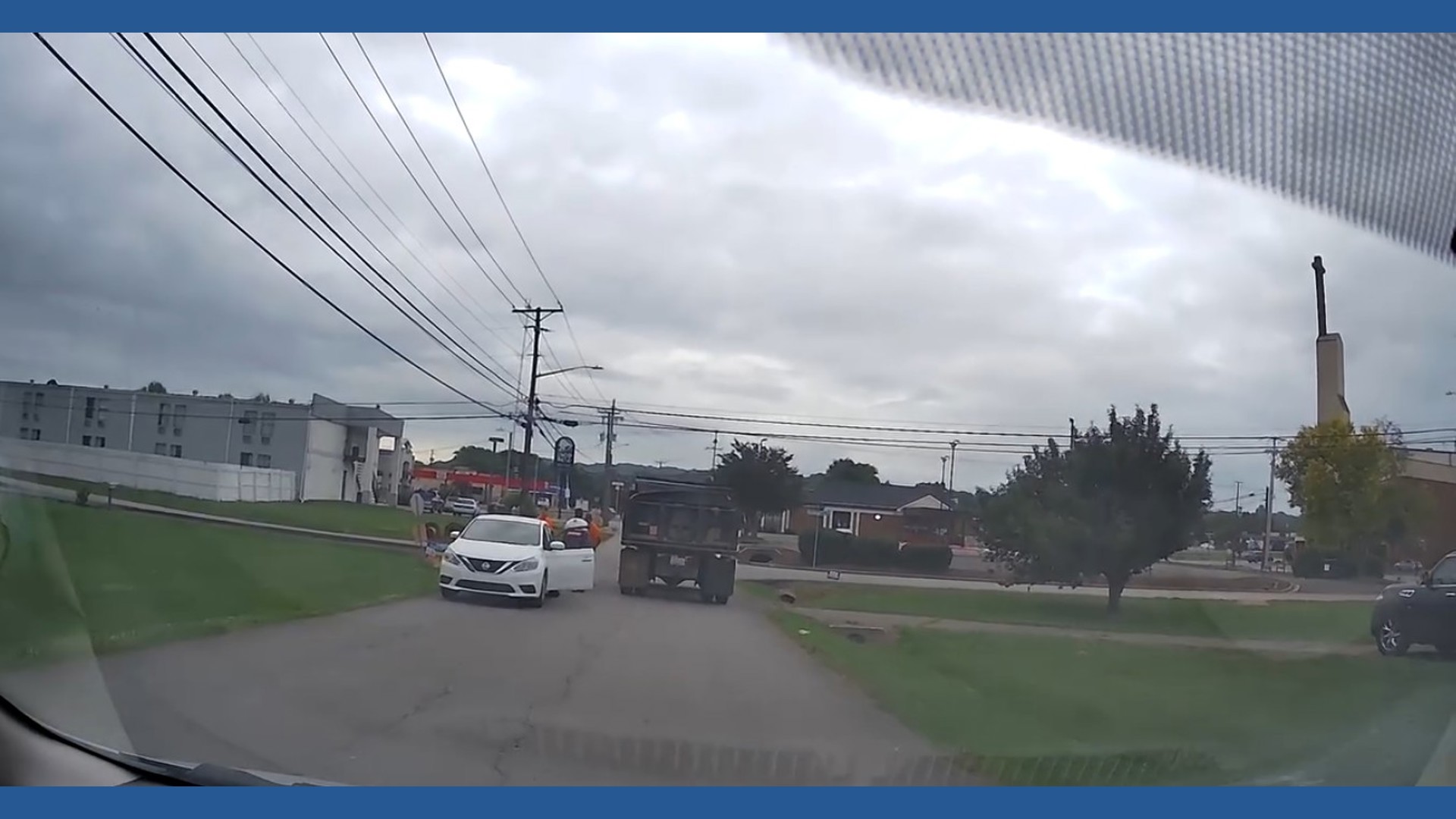Man accused of punching North Knoxville construction worker