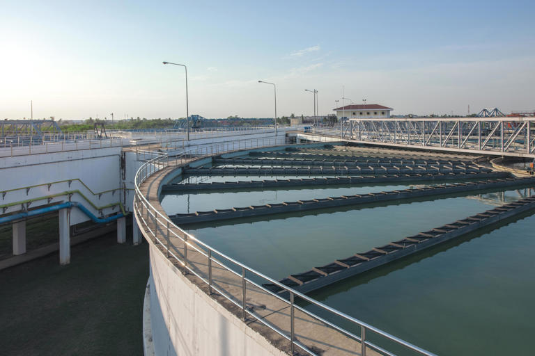 Miami-Dade moves to acquire key PortMiami fuel facility