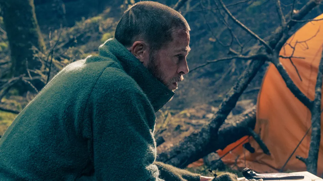 Heart of the Beast : première image de Brad Pitt avec son chien dans ...