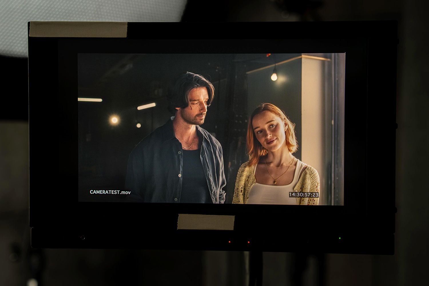 See Patrick Schwarzenegger and Phoebe Dynevor bring 'Beach Read' to ...