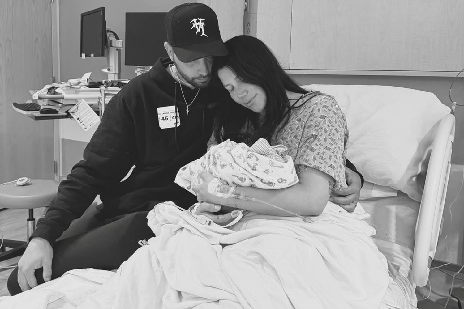 Influencers Laura Mellado and Victor Hallman announce loss of their ...