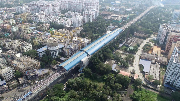 Kolkata Metro: Purple Line gains speed, process starts to acquire 5,871 ...