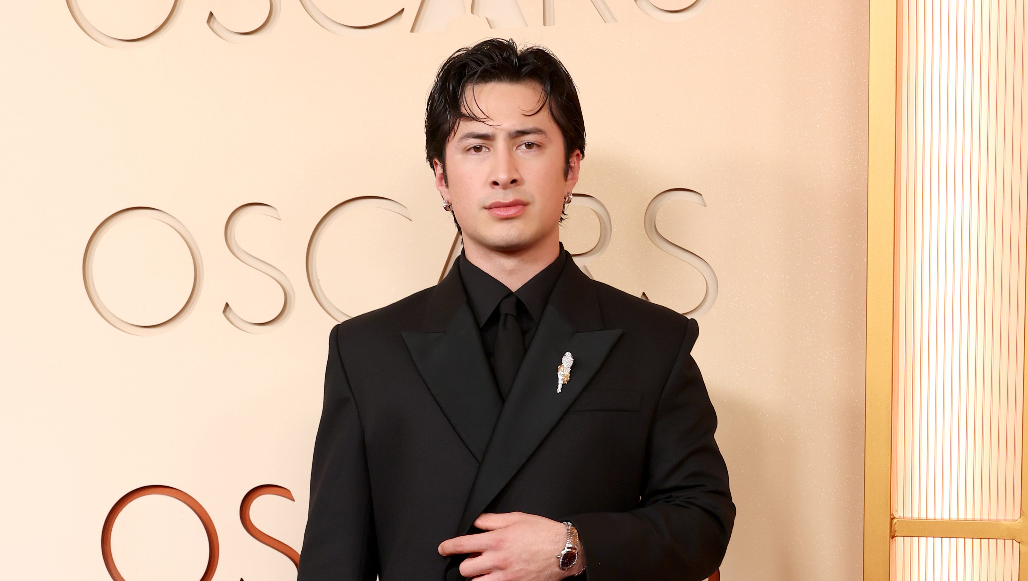 Hudson Williams 'deeply regrets' resurfaced high school photo with ...