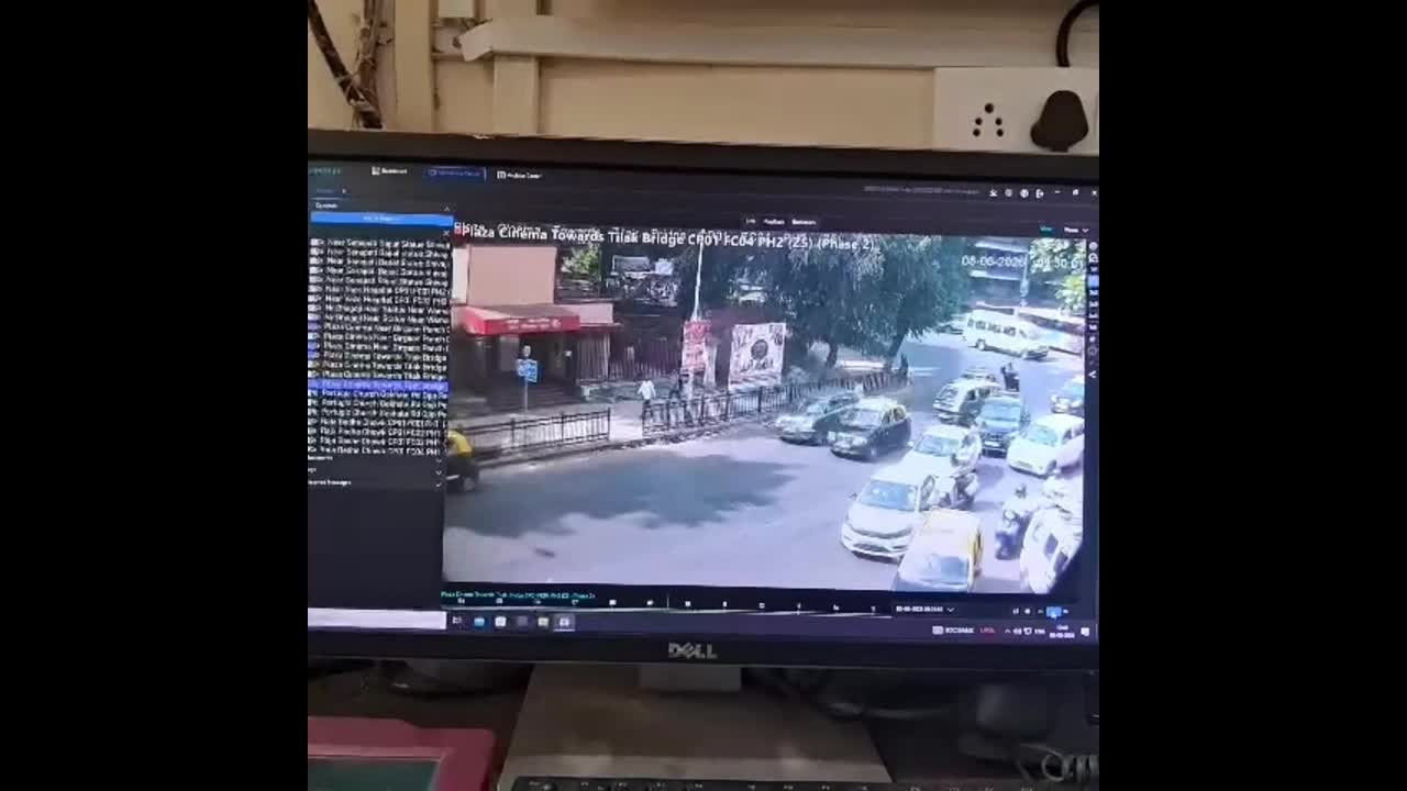 Watch: Out-of-control BEST bus ploughs into multiple vehicles in Mumbai ...