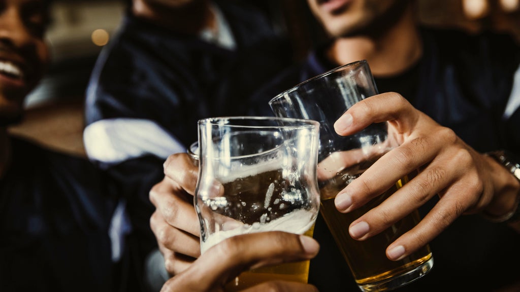 Massachusetts poised to extend last call, allow outdoor drinking this ...