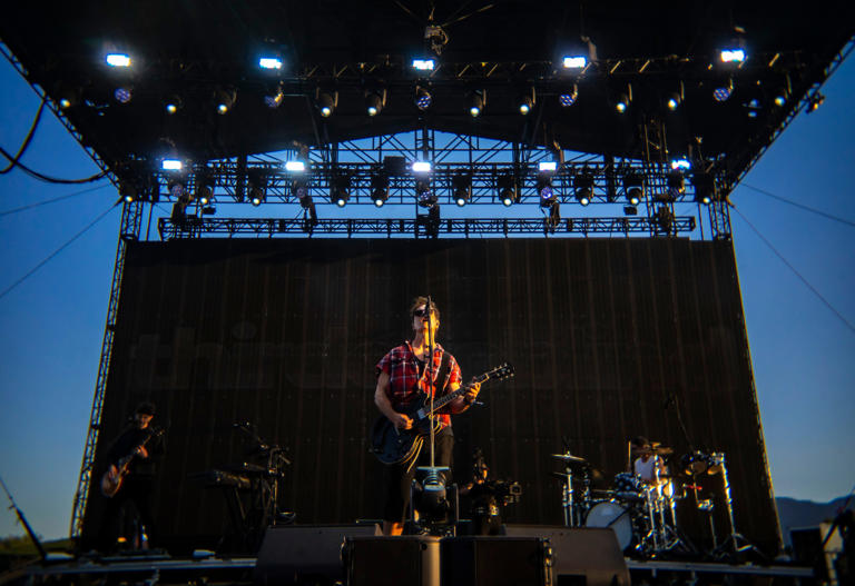 Famous rock band to kick off WEBN Fireworks weekend