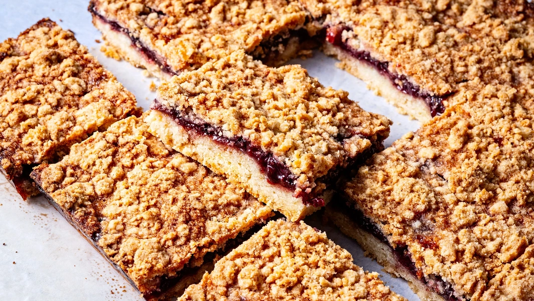 18 irresistible dessert bars from across the US