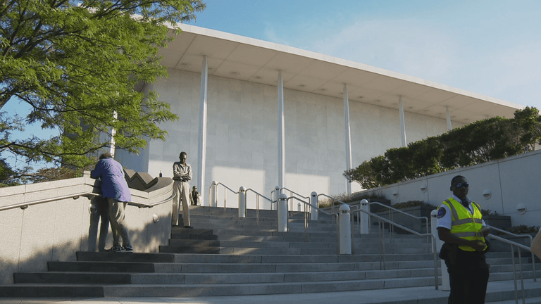 Kennedy Center removes Trump's name from website after judge's order