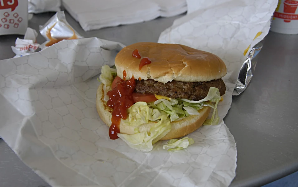 Sonic burgers draw heavy criticism from customers