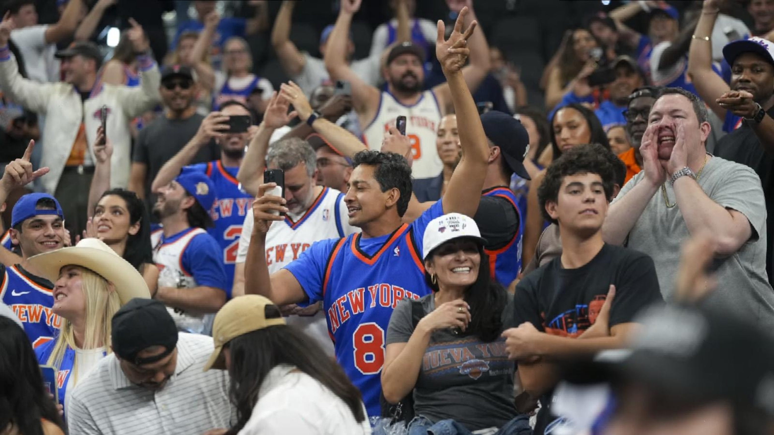 Knicks-Spurs Game 3 draws buzz over Trump attendance, MSG security