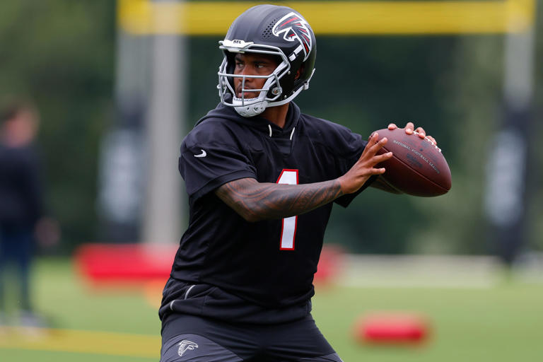 Falcons resume OTAs: Rounding up the latest highlights