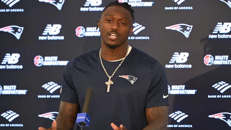 Philadelphia sports columnist tabs AJ Brown 'obvious traitor,' rips ...