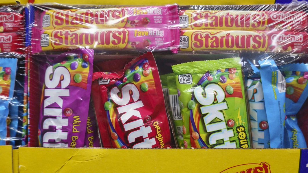 15 most popular candies in the United States