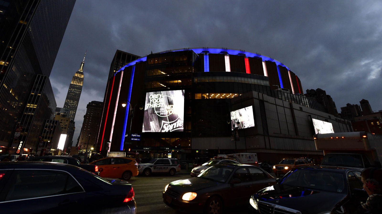 NYPD implements bizarre no walking rule before Donald Trump’s Knicks ...