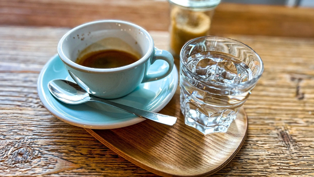 How to make brown sugar oatmilk shaken espresso