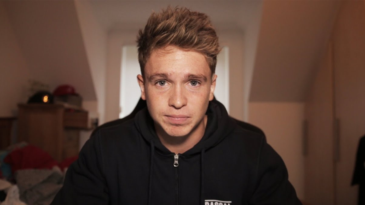 Who is Joe Weller? British YouTuber opens up about finding God after ...