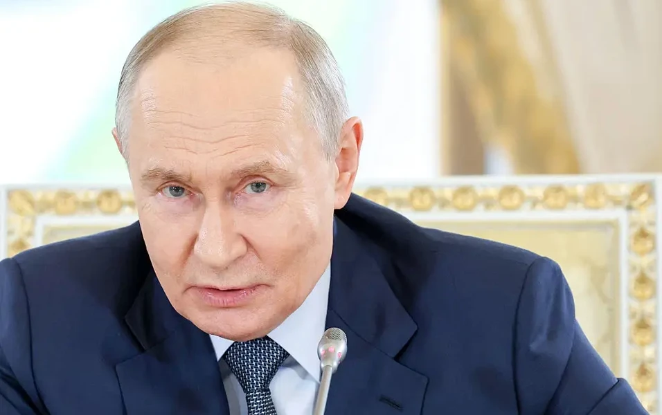 Russian pollster halts 'open' Putin trust data after record low