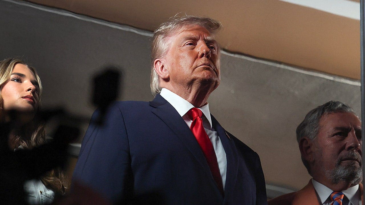 Trump draws much different reaction at NBA Finals than he did at CFP ...