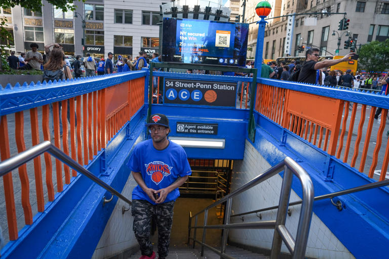Knicks fever sweeps New York for Game 3 of the NBA Finals against the Spurs