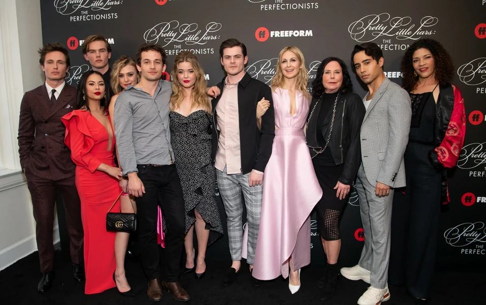 Pretty Little Liars marks 16 years with cast updates and fan nostalgia