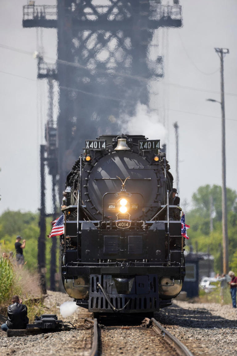 Big Boy No. 4014 draws thousands across Northeast Ohio for once-in-a ...