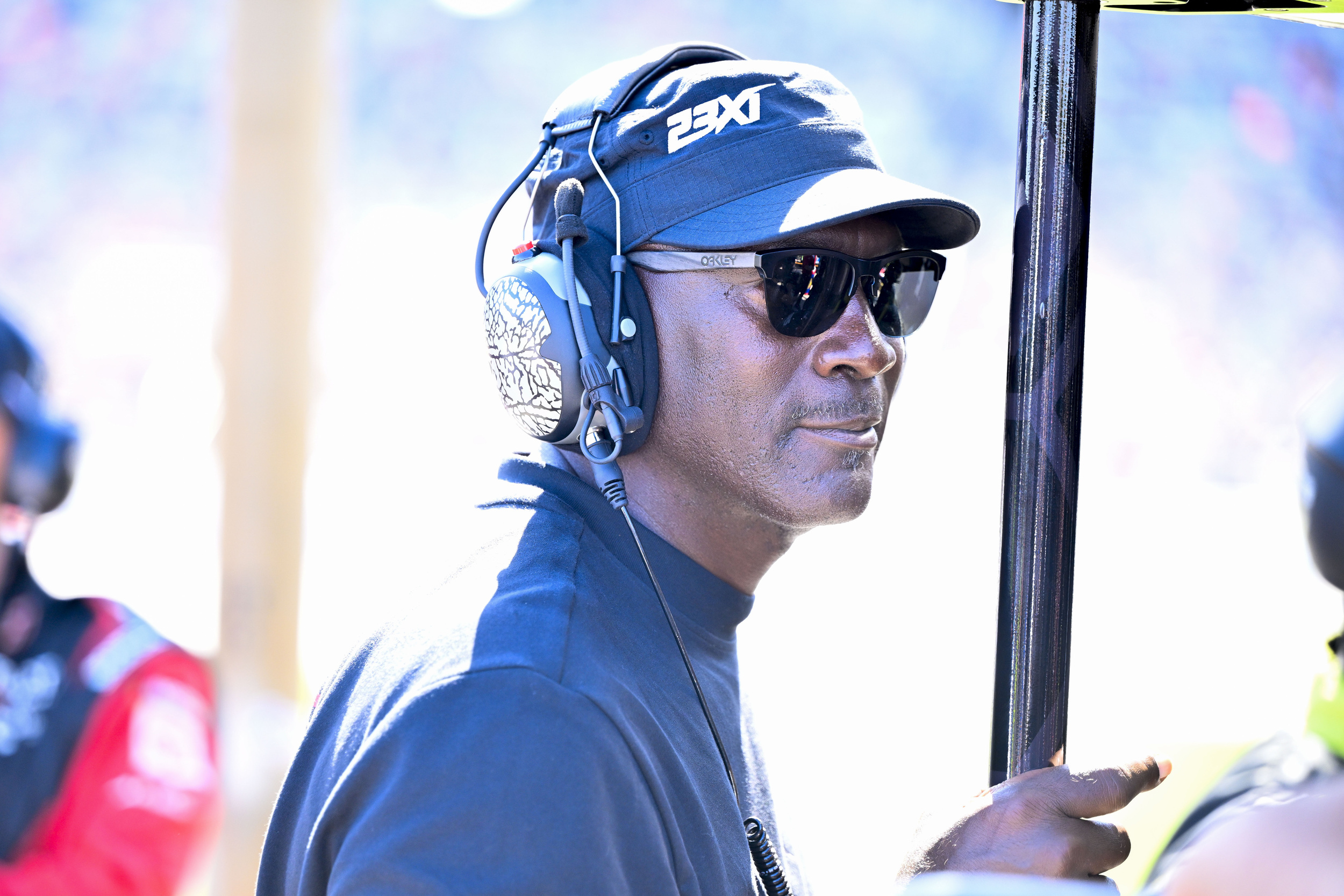 Michael Jordan issues statement on death of Bulls icon